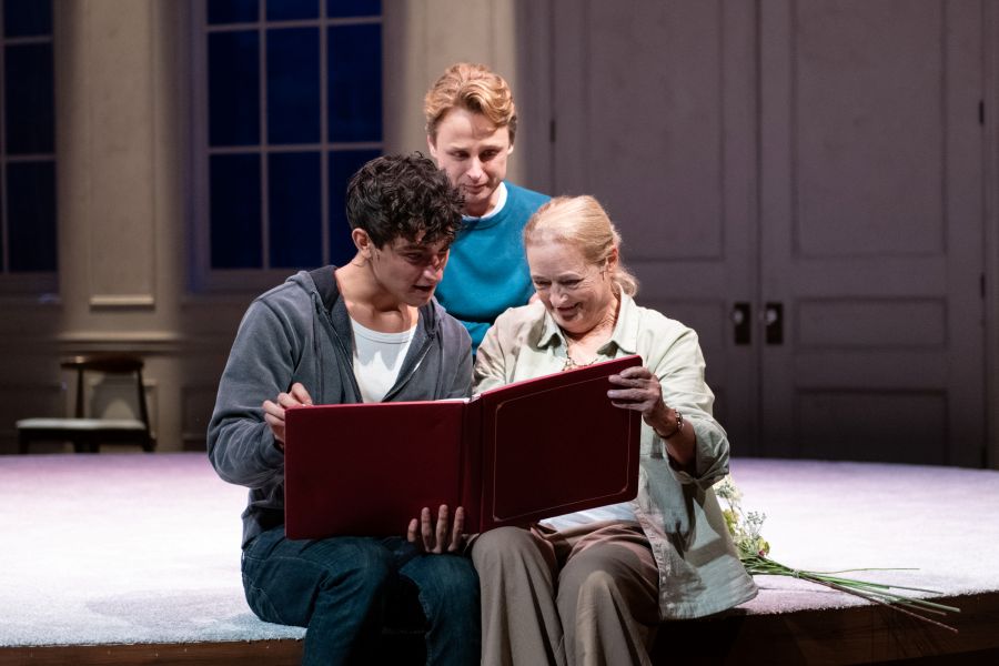 Round House Theatre | The Inheritance